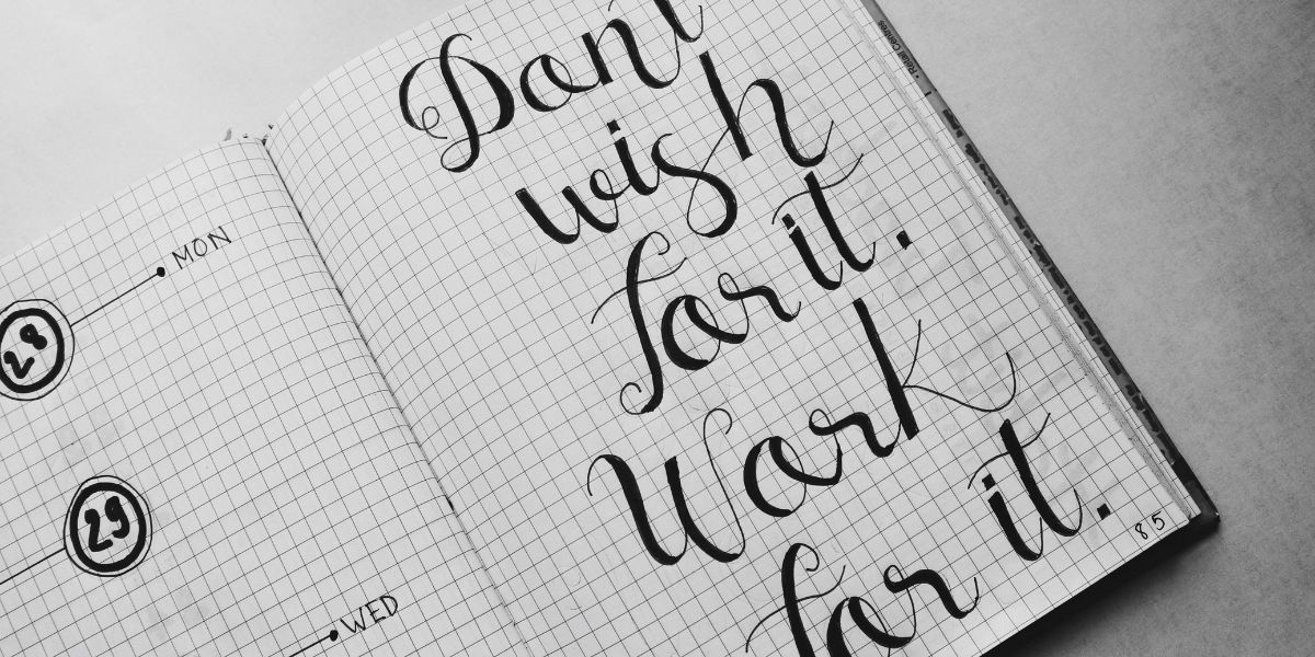 Tout savoir sur la calligraphie française - Le Scribe